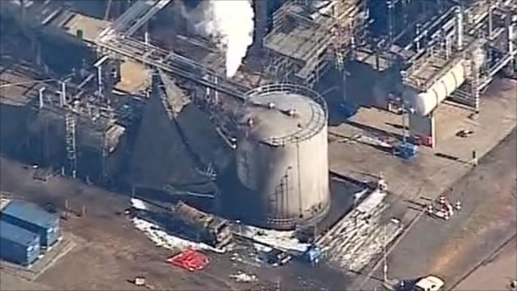 Chevron oil refinery explosion kills four in Pembroke - BBC News