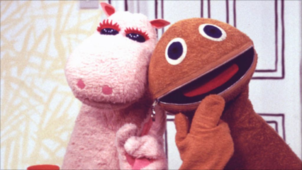 Zippy voice actor Roy Skelton dies aged 79 - BBC News