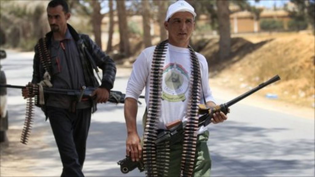 Libya unrest: Rebels renew fight in oil port of Zawiya - BBC News