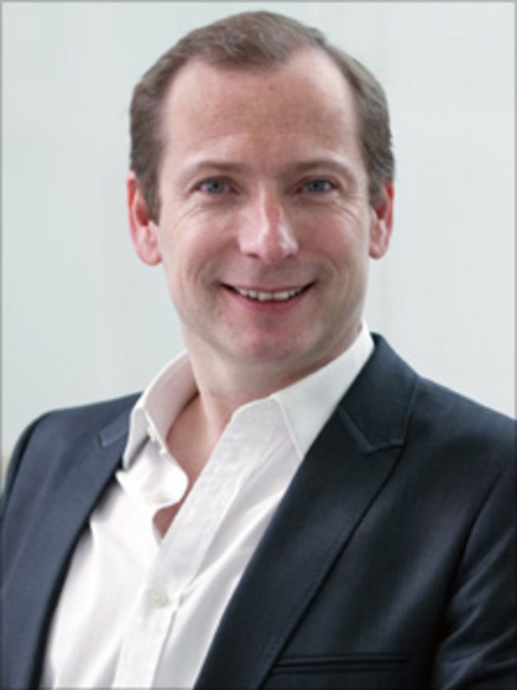 Kevin O'Hare appointed The Royal Ballet director - BBC News