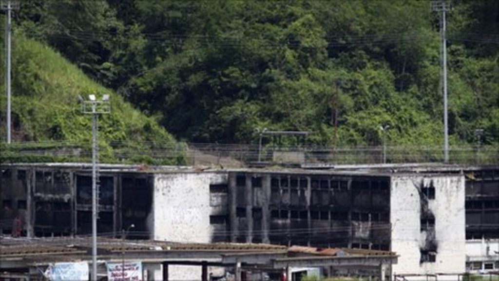 Venezuela prison stand-off: El Rodeo inmates moved - BBC News