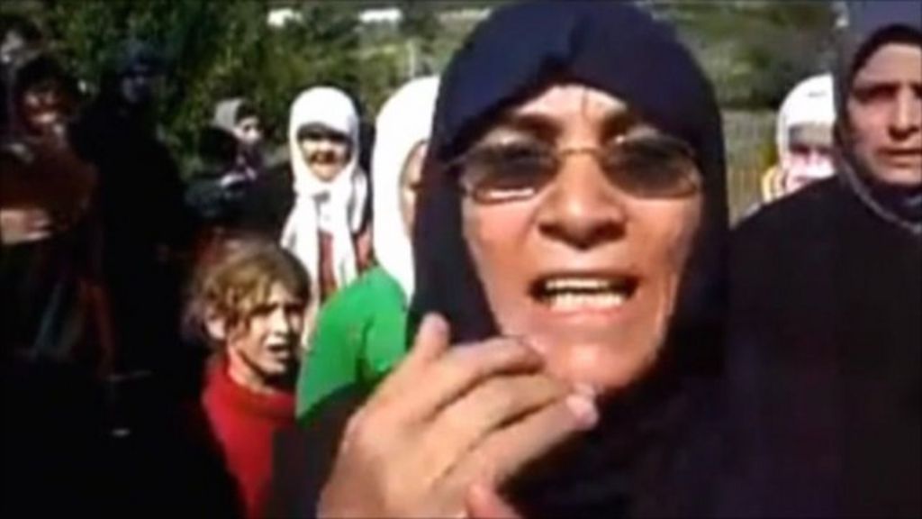 Syrian women curse President Assad - BBC News