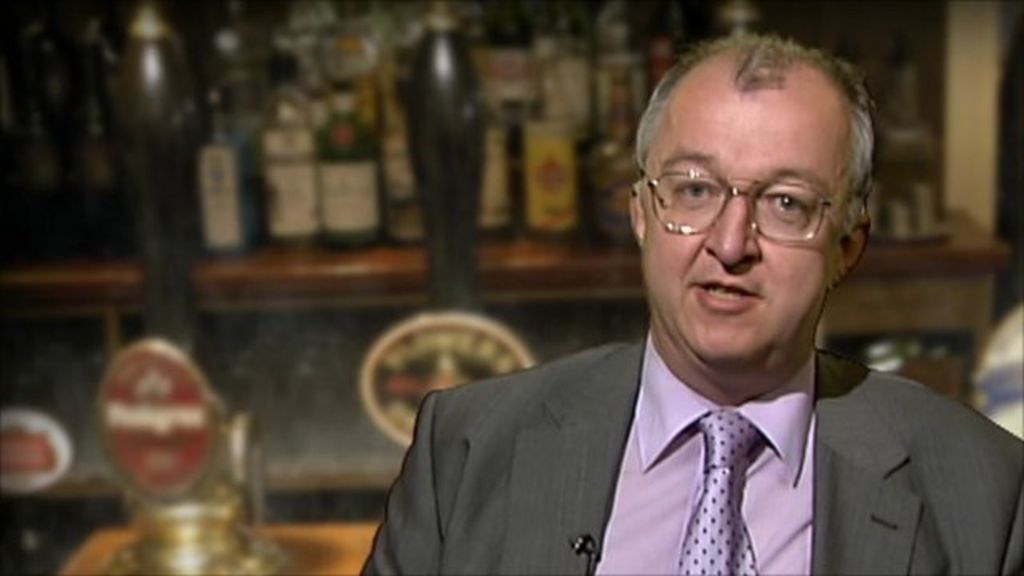 Pub smoking ban needs review says John Hemming MP - BBC News