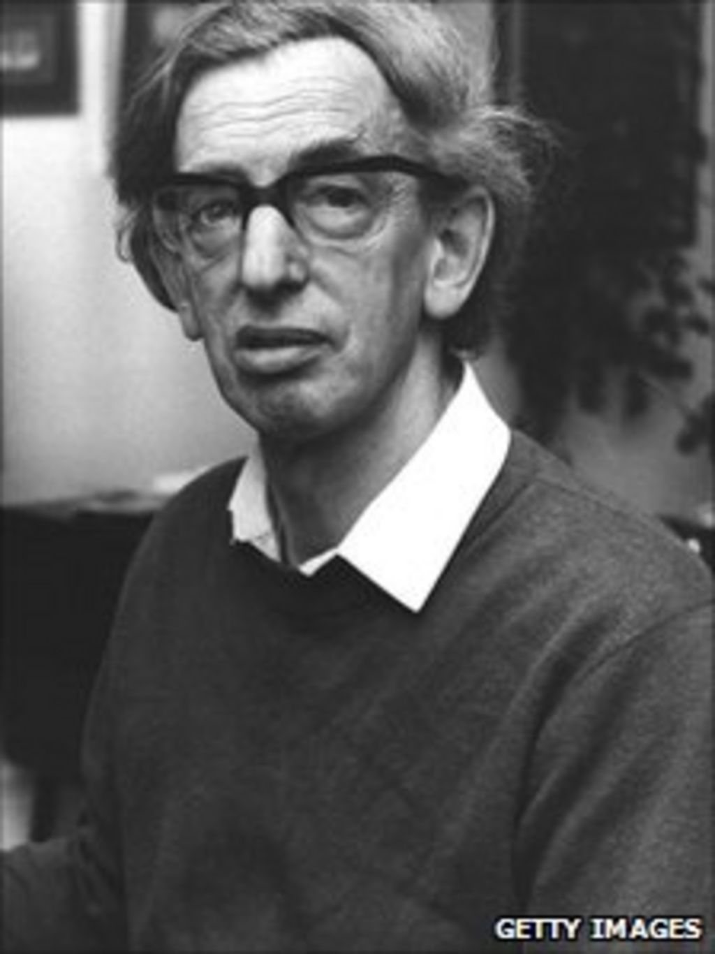 Obituary: Eric Hobsbawm - BBC News