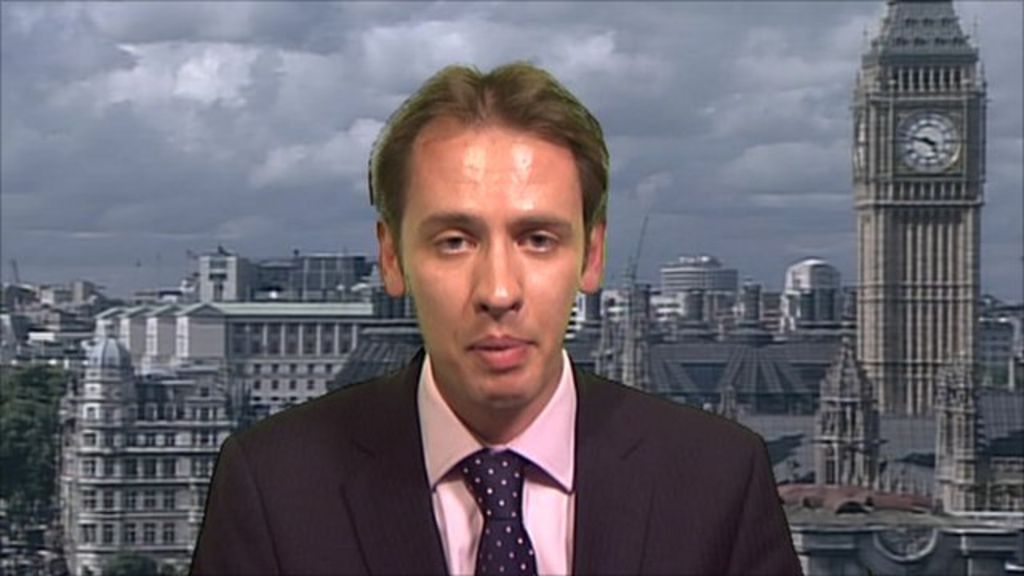 NoW to close amid hacking scandal - BBC News