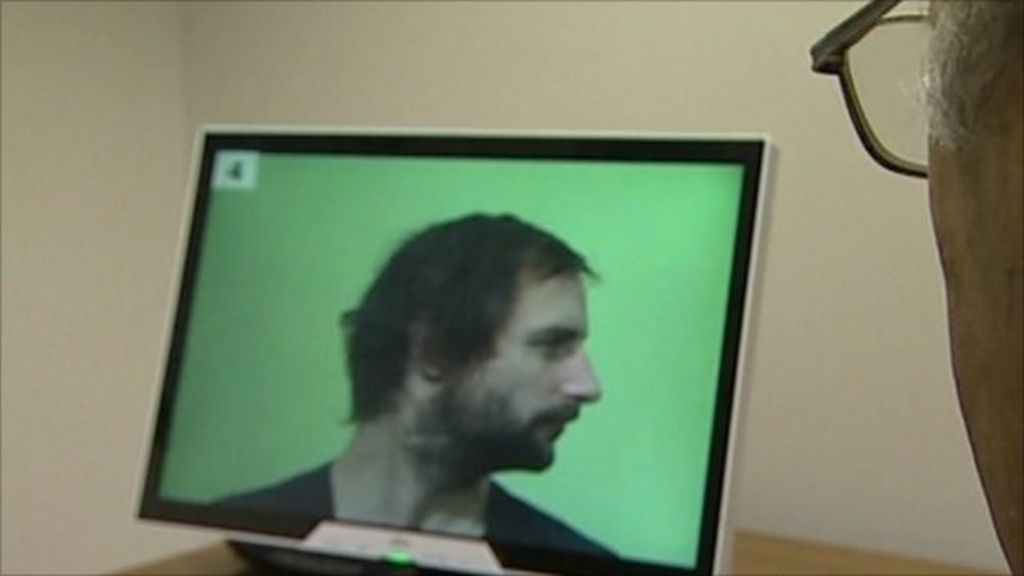 Research reveals ideal ID parade format - BBC News