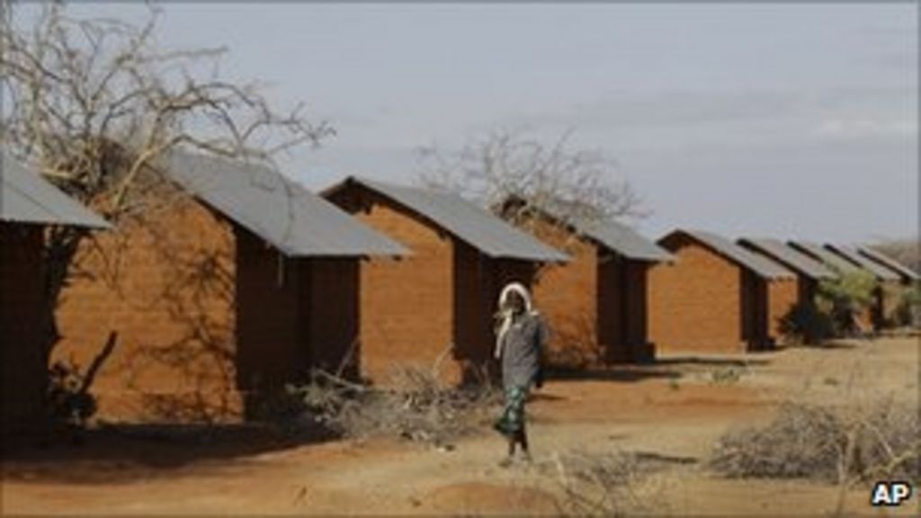 Horn of Africa drought: Kenya to open Ifo II camp - BBC News