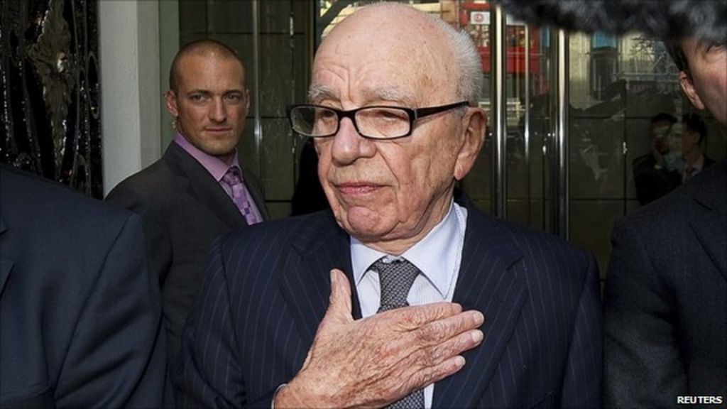 Murdoch in spotlight in Sunday's papers - BBC News