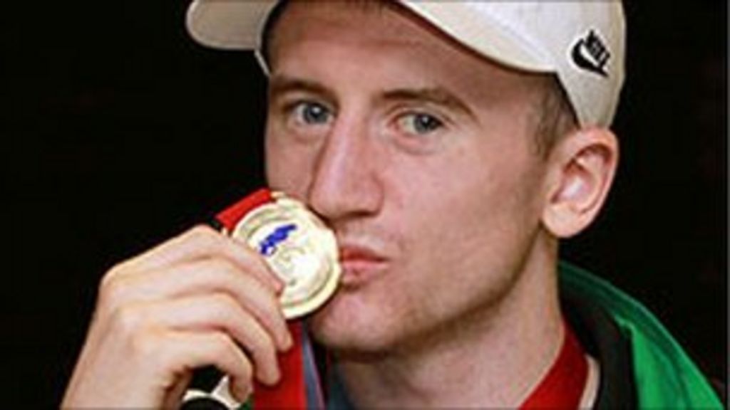 Paddy Barnes sets his sights on the ultimate sporting prize - BBC News