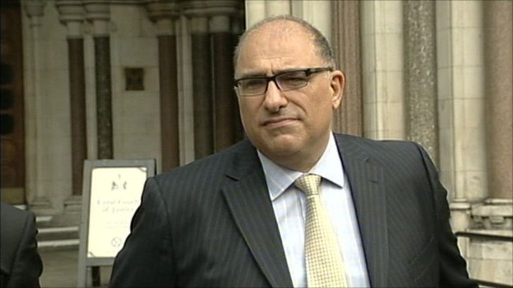 Jo Yeates landlord Christopher Jefferies wins damages - BBC News