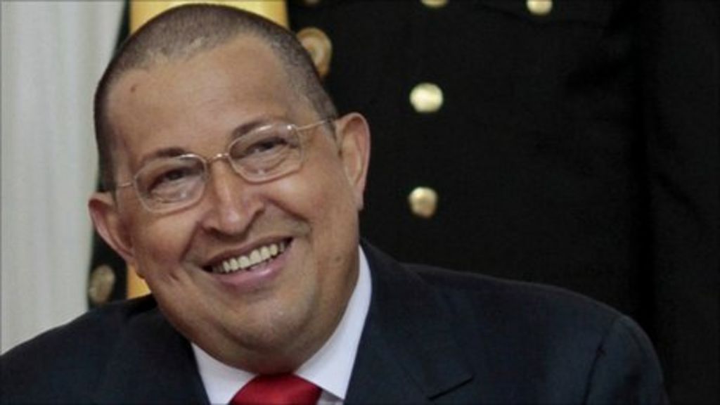 Venezuela's Hugo Chavez appears with close-shaved head - BBC News