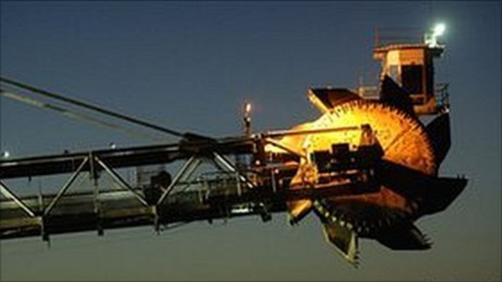 Alcan Lynemouth smelter: Landmark day as closure starts - BBC News