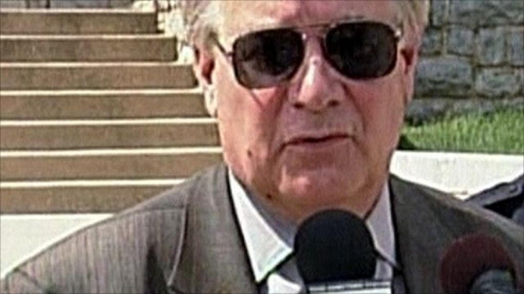 Virginia Tech gun alert is lifted - BBC News