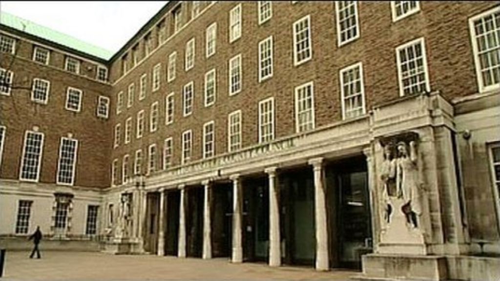Nottinghamshire County Council £10m plan to axe offices - BBC News