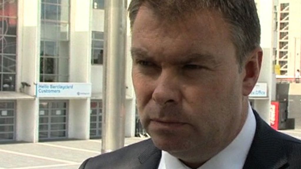 Badminton boss Adrian Christy defends Worlds preparation - BBC Sport