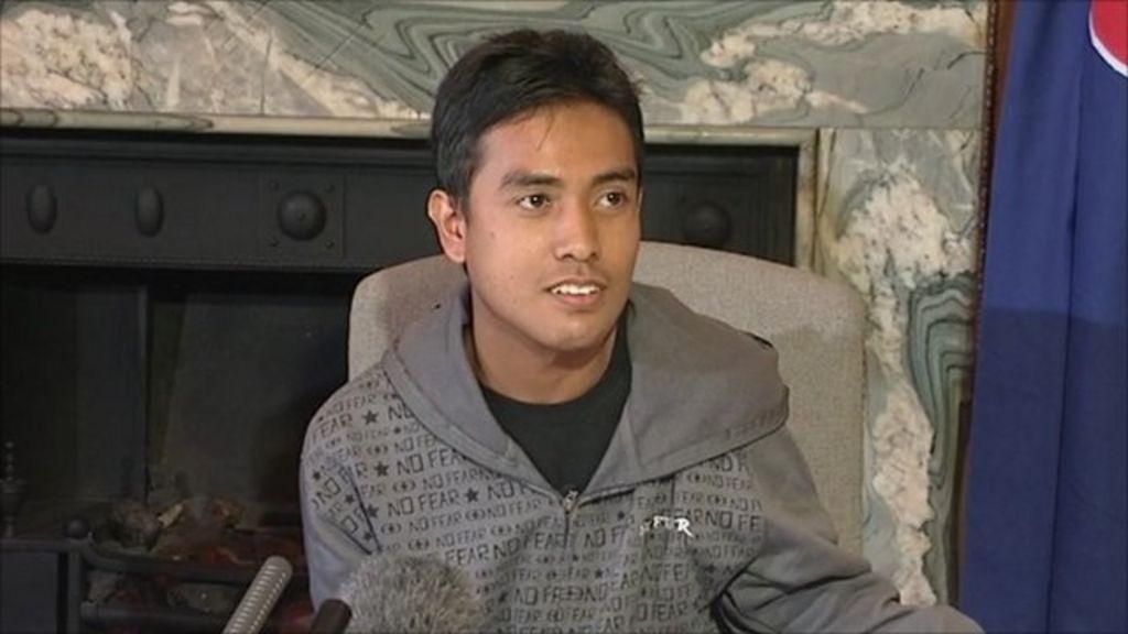 Riot victim 'feels sorry' for looters who robbed him - BBC News