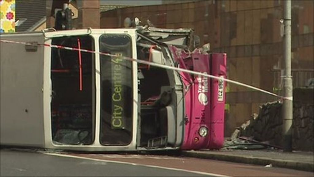 Belfast bus crash: 30 people treated for their injuries - BBC News