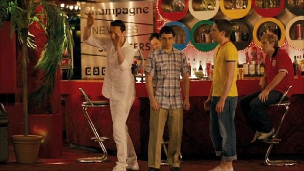 The Inbetweeners on the big screen - BBC News