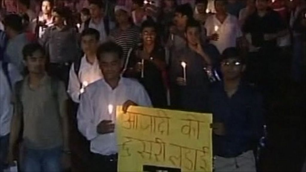 India protests 'an opportunity for new level of maturity' - BBC News