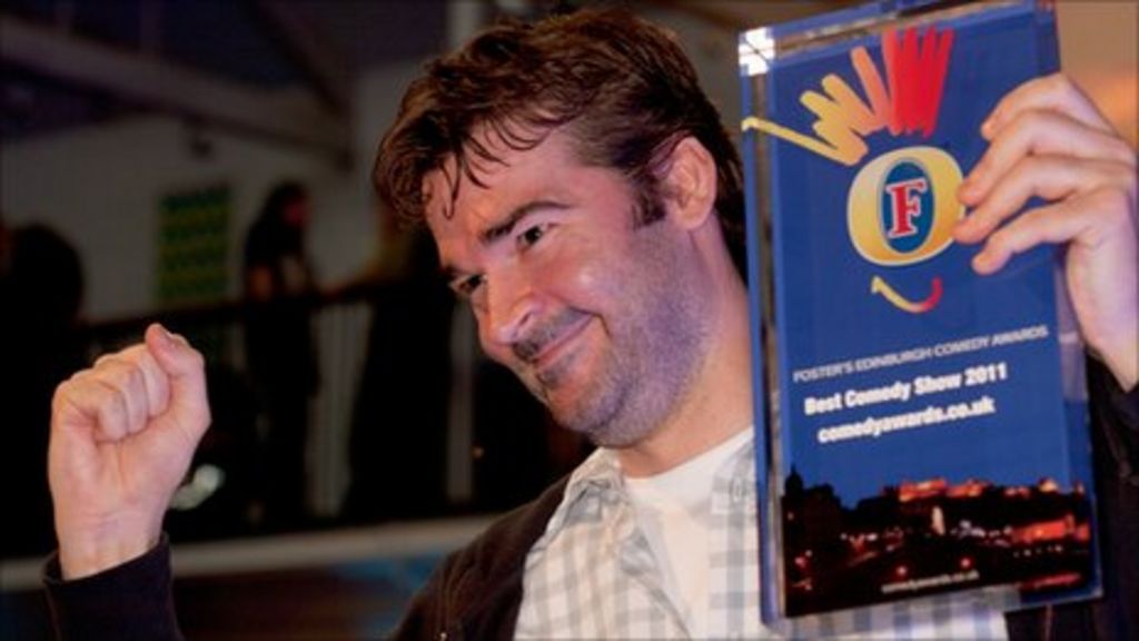 Adam Riches wins Edinburgh comedy award - BBC News