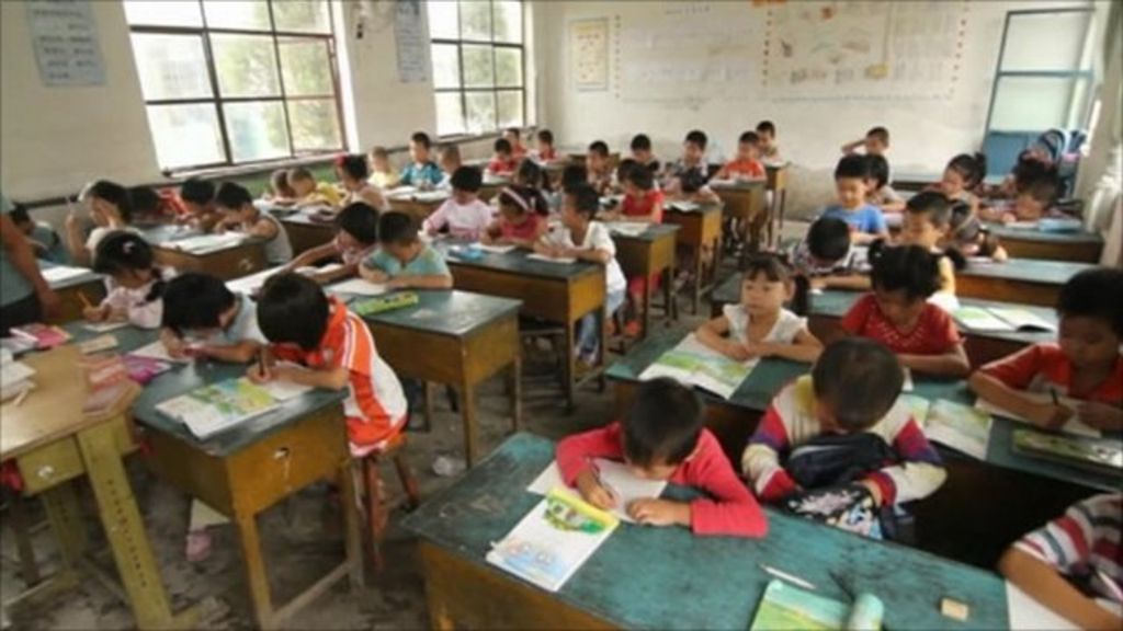 China closes migrant worker schools - BBC News