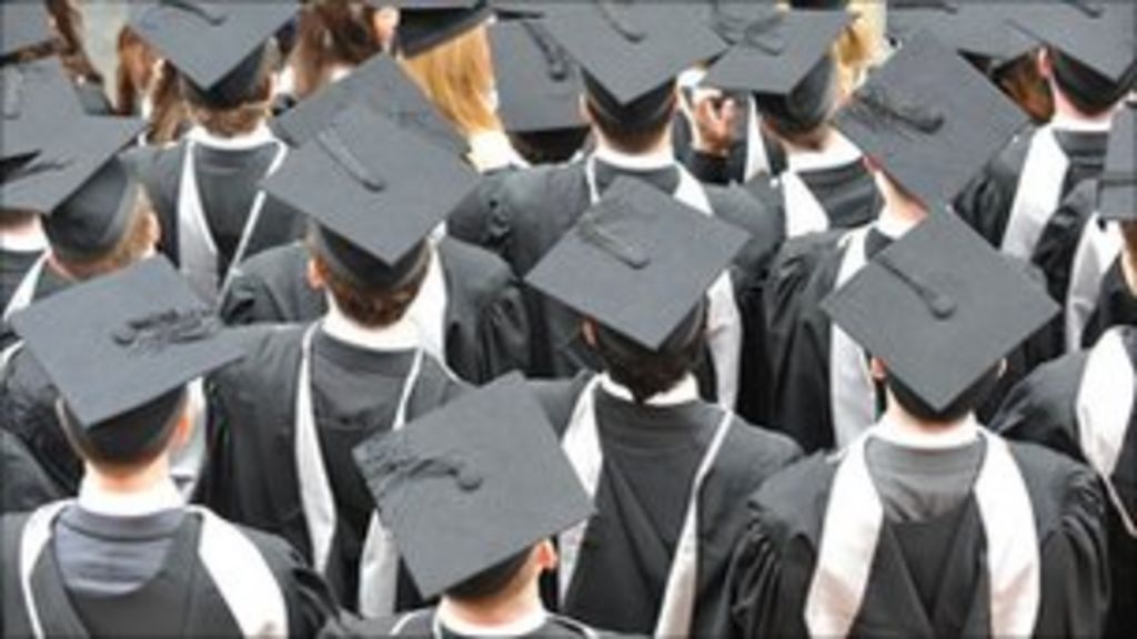 Increase in unemployed graduates, survey suggests - BBC News
