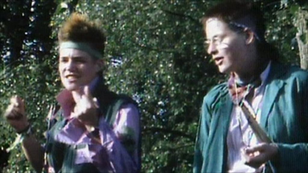 Greenham Common nuclear weapon protests anniversary marked - BBC News