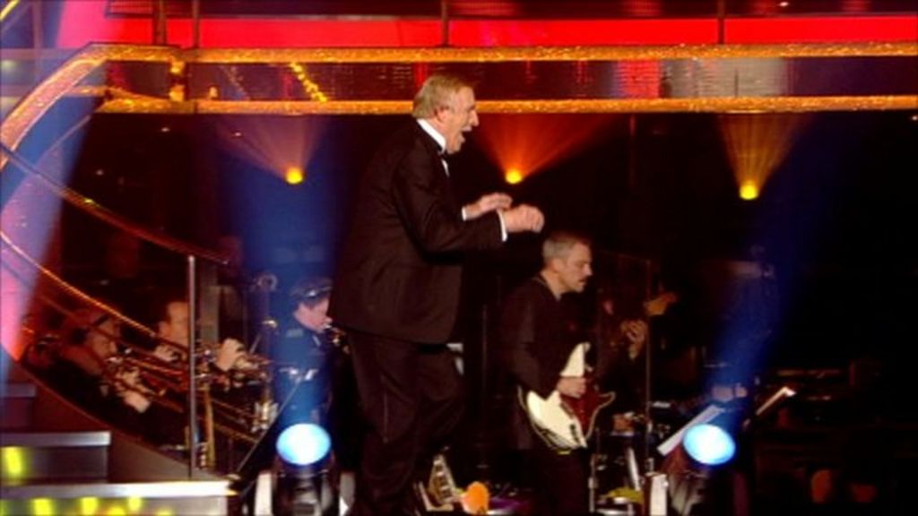 Strictly and X Factor in fight for Saturday night audiences - BBC News