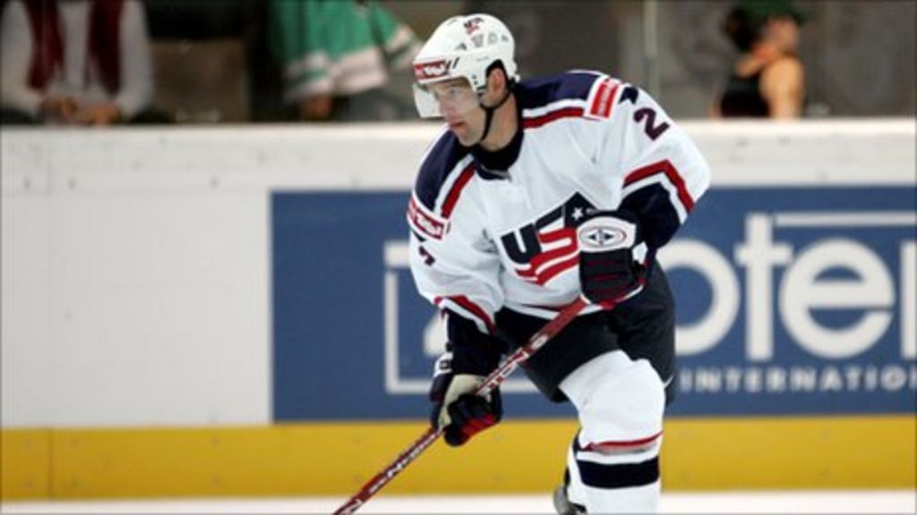 Russia air crash: Ice hockey player's tribute - BBC News
