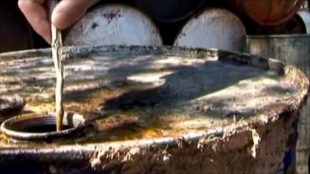 Police busts gutter cooking oil criminal network in China - BBC News