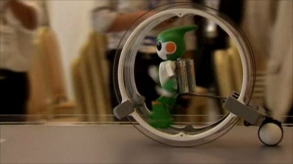 Japanese robot gets set for 143-mile triathlon - BBC News