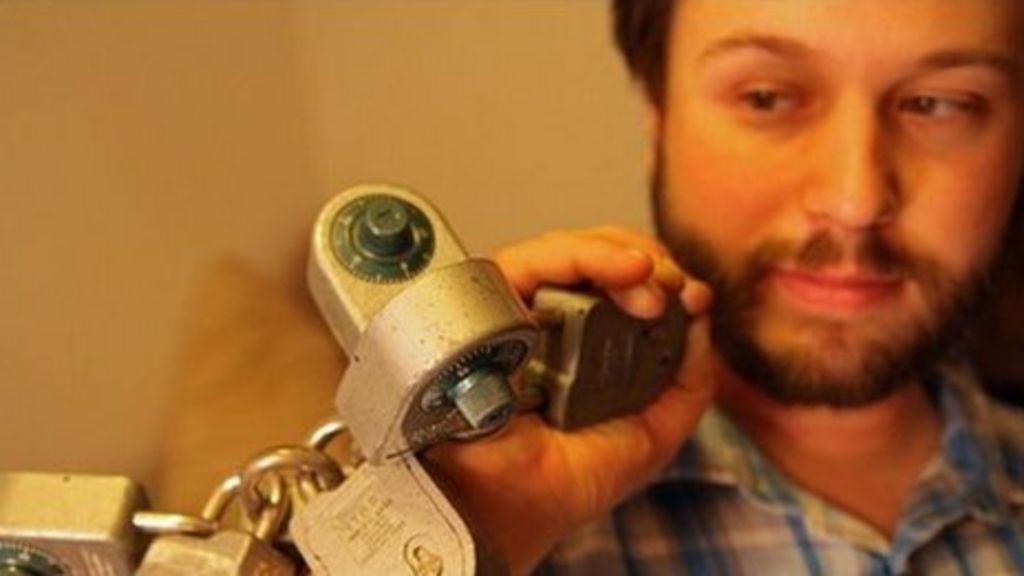 Life lessons in competitive lock picking - BBC News