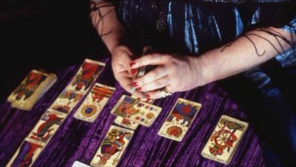 Psychic Sally Morgan has been accused of being a fake - BBC News