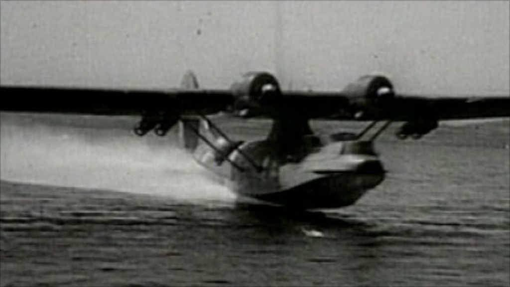 WW2 Catalina flying boats return to Fermanagh base - BBC News