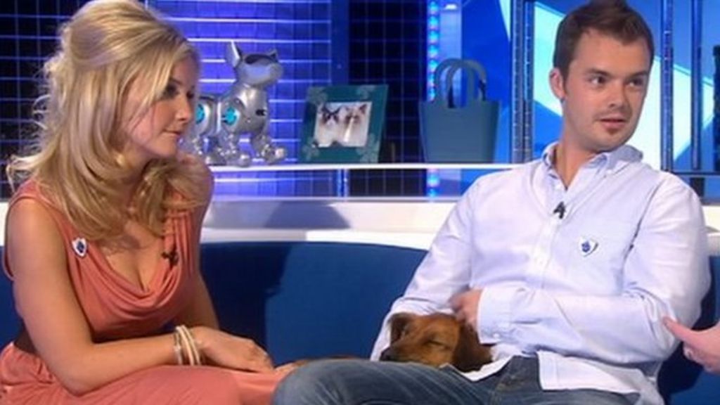 Blue Peter's new Salford studio - BBC News