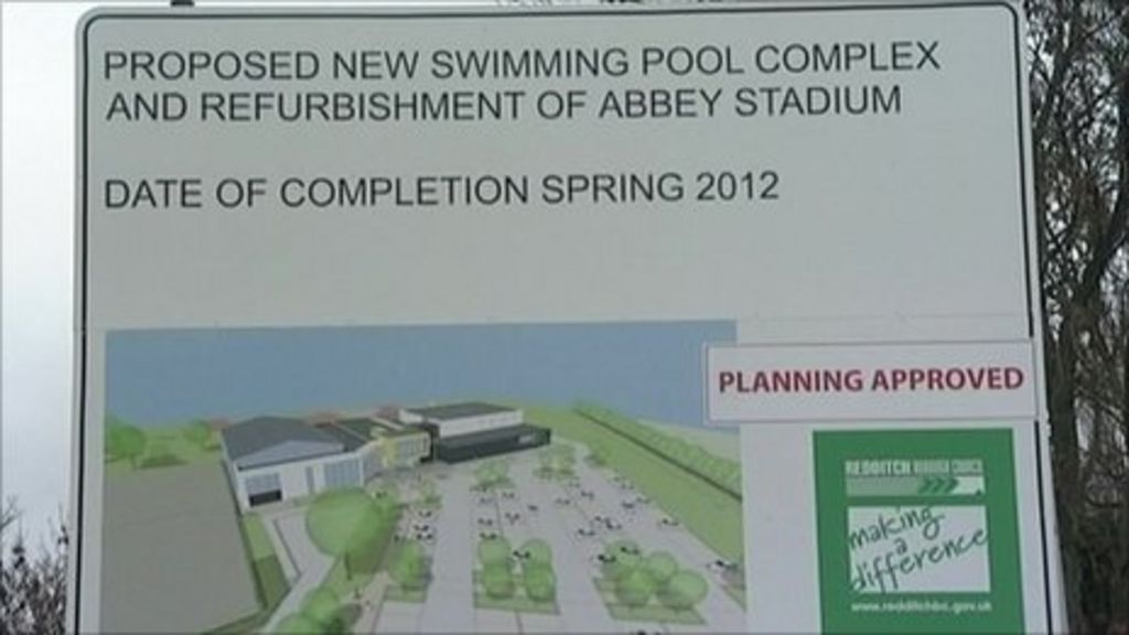 Redditch Crematorium begins to heat town pool - BBC News