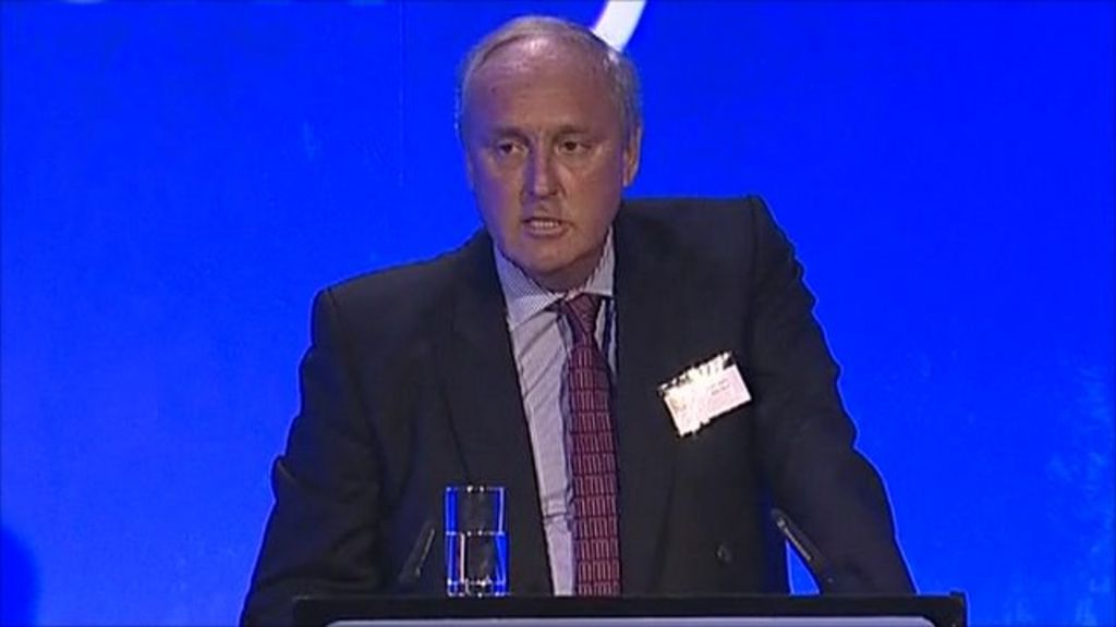 Daily Mail editor Paul Dacre rails against regulation - BBC News