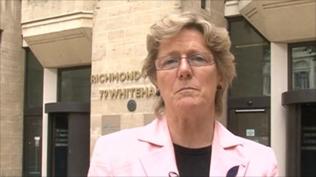 Public 'need to be more honest about eating habits' - BBC News