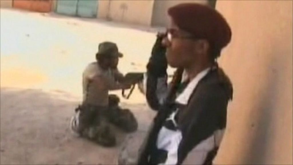 Libya conflict: NTC forces claim Bani Walid victory - BBC News