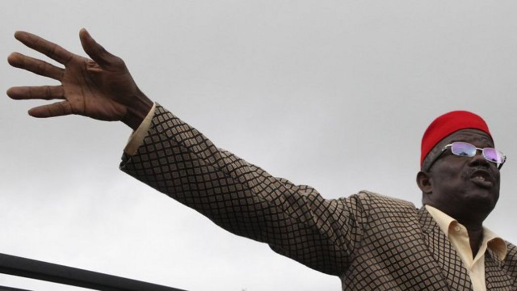 Prince Johnson: Sirleaf is the lesser of two evils - BBC News