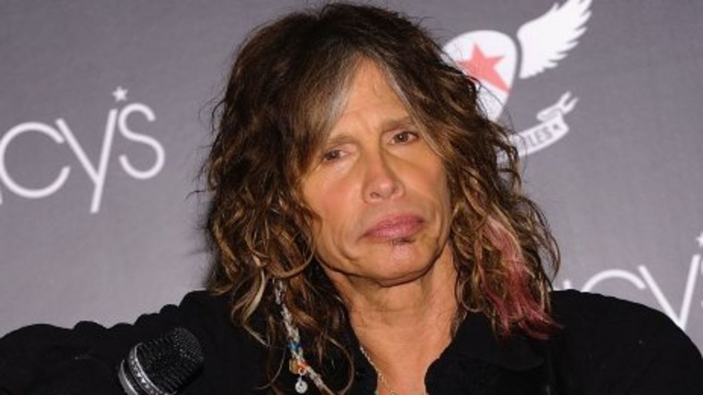 Steven Tyler accident delays Aerosmith gig in Paraguay - BBC News