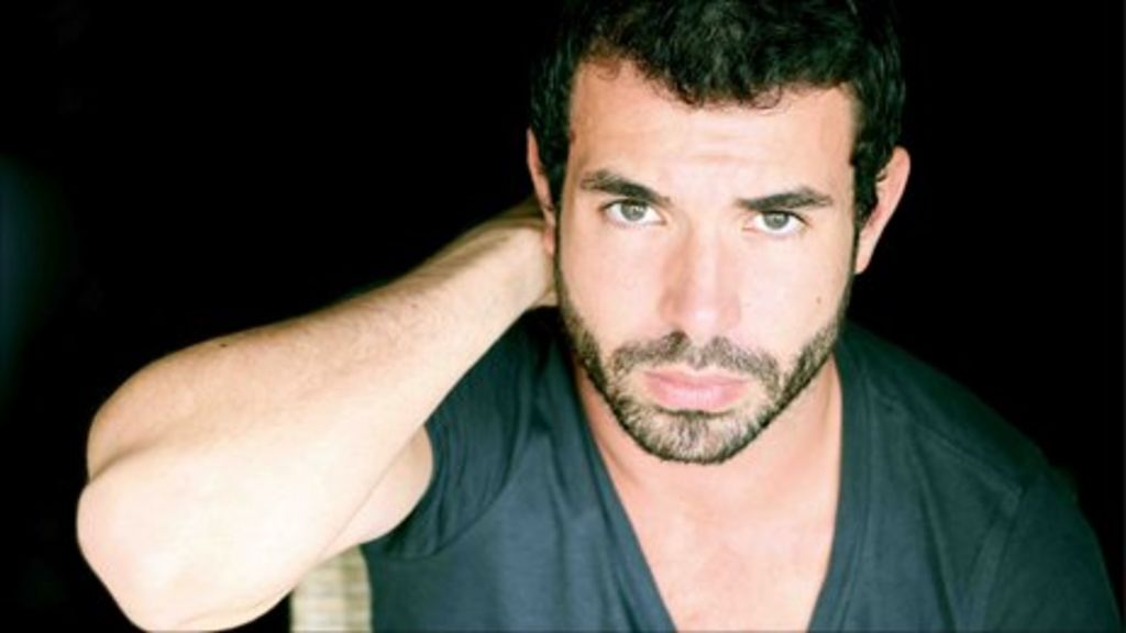 Indie film Weekend break for Cardiff actor Tom Cullen - BBC News