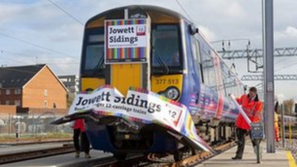New sidings prepare Bedford for 12-carriage trains - BBC News