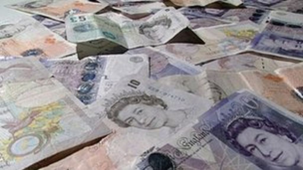 Coutts fined for failings in money laundering controls - BBC News