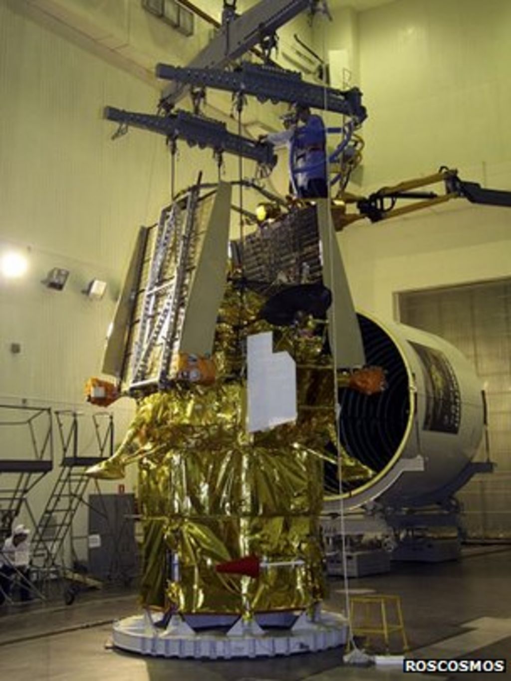 Phobos-Grunt: Failed probe 'falls over Pacific' - BBC News