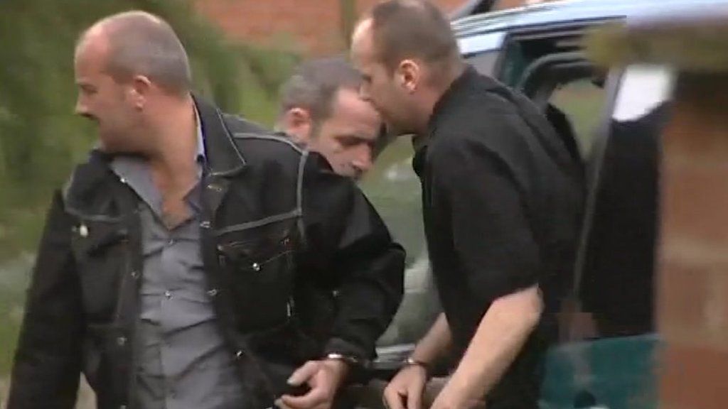 Kate Prout murder: Killer to identify wife's grave - BBC News