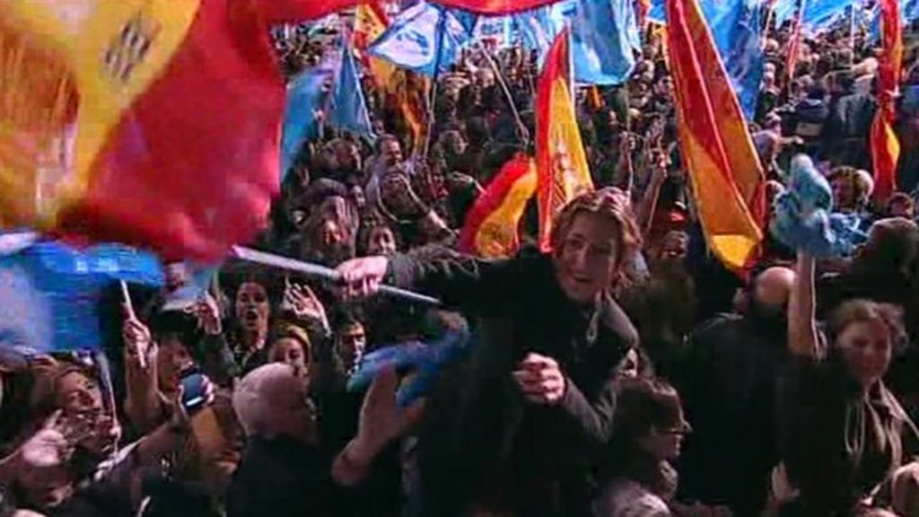 Spain's conservatives celebrate landslide victory - BBC News