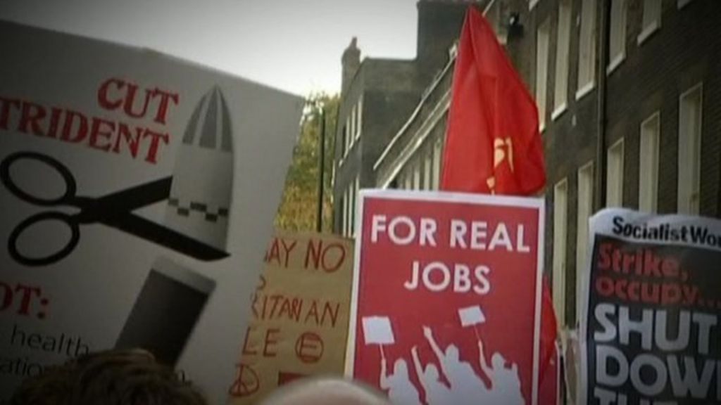 Autumn Statement: Protests and political announcements - BBC News