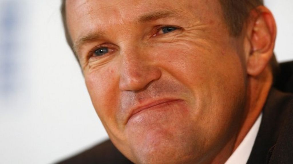 Andy Flower puts England's cricket success down to simplicity - BBC Sport