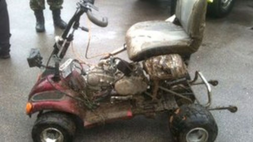 'Pimped' mobility scooter returned to Doncaster owner - BBC News